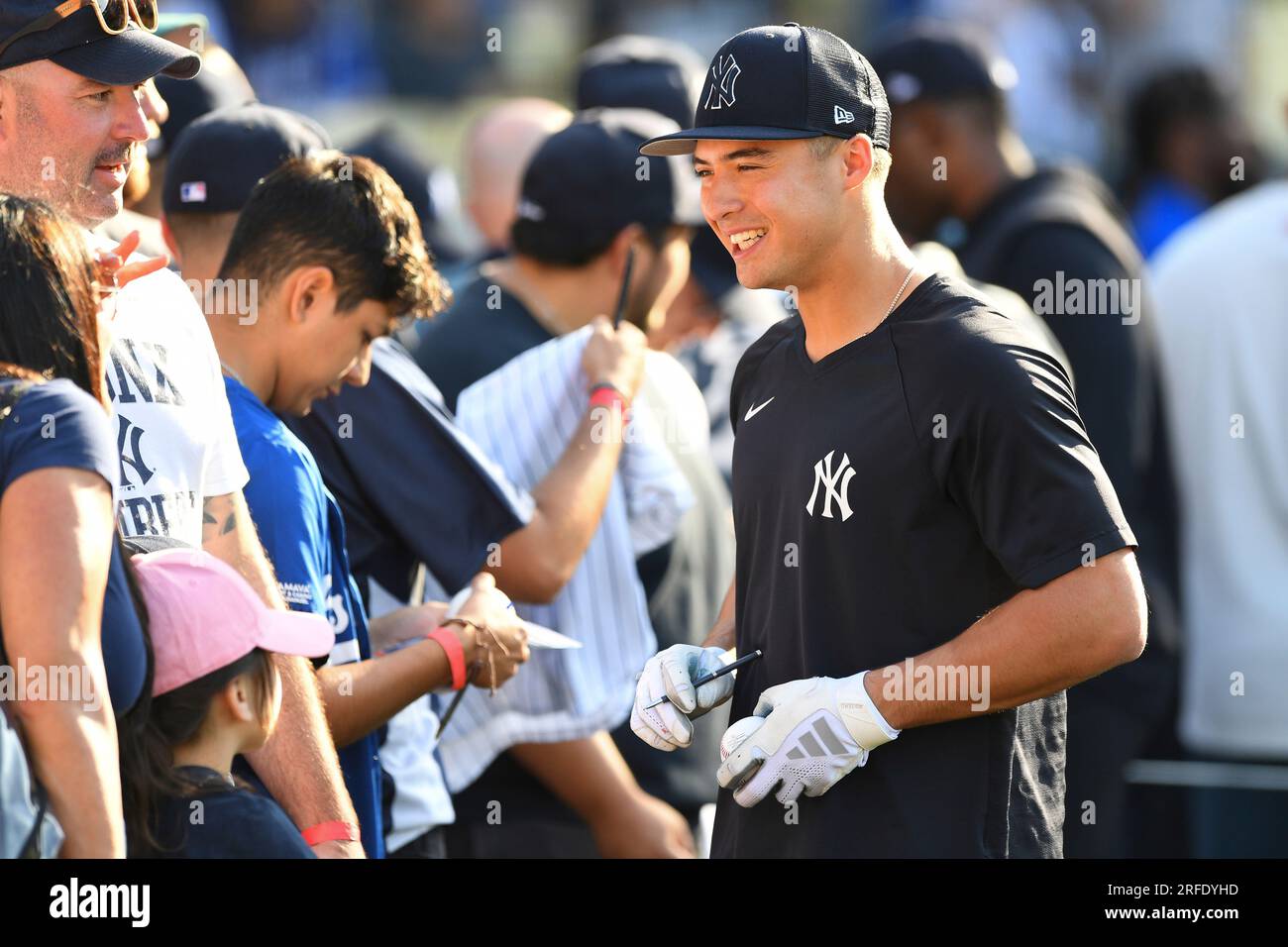 LOS ANGELES, CA - JUNE 02: New York Yankees shortstop Anthony Volpe (11 ...
