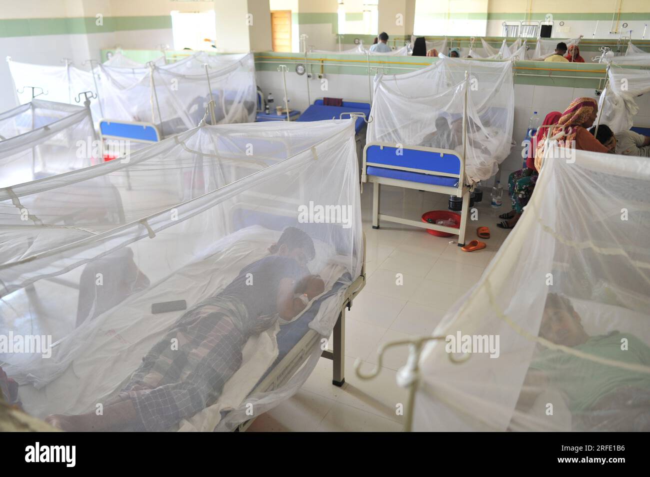 People with dengue receive treatment at the Dengue ward of the Sylhet ...
