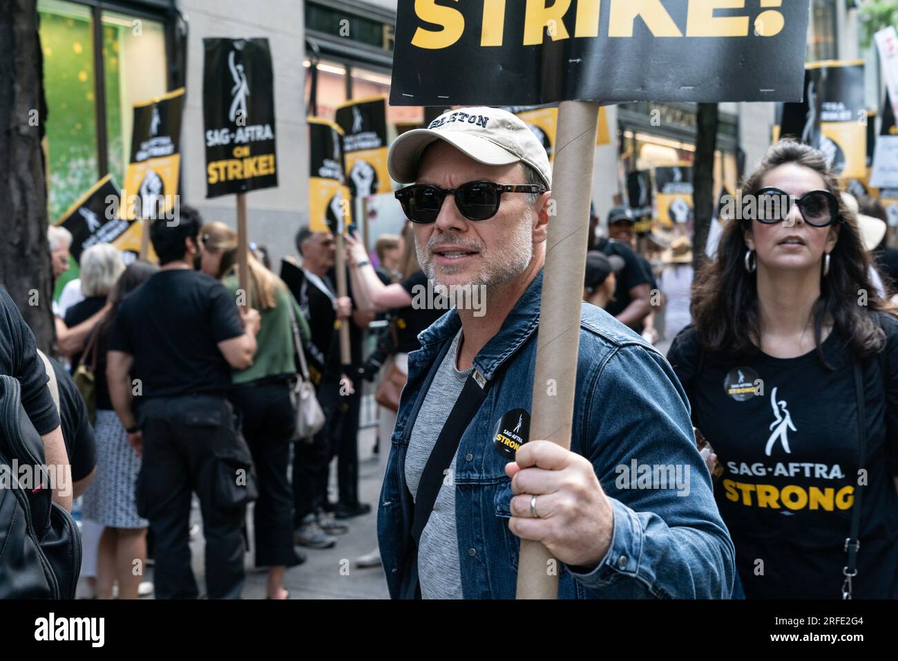 Christian Slater joined picket line of strike workers of WGA and SAG ...