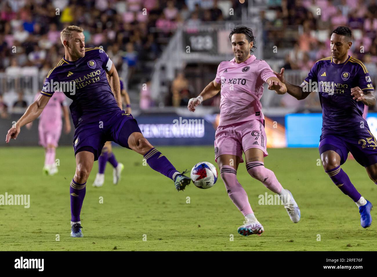 FORT LAUDERDALE, FL - AUGUST 02: Orlando City defender Robin Jansson (6 ...