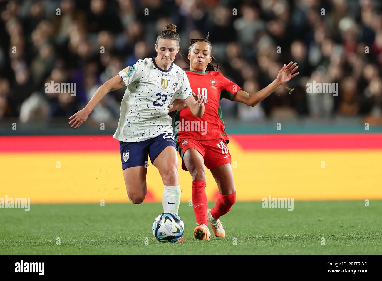 Auckland, New Zealand. 1st Aug, 2023. (L-R) #23 Emily FOX (USA), #10 ...