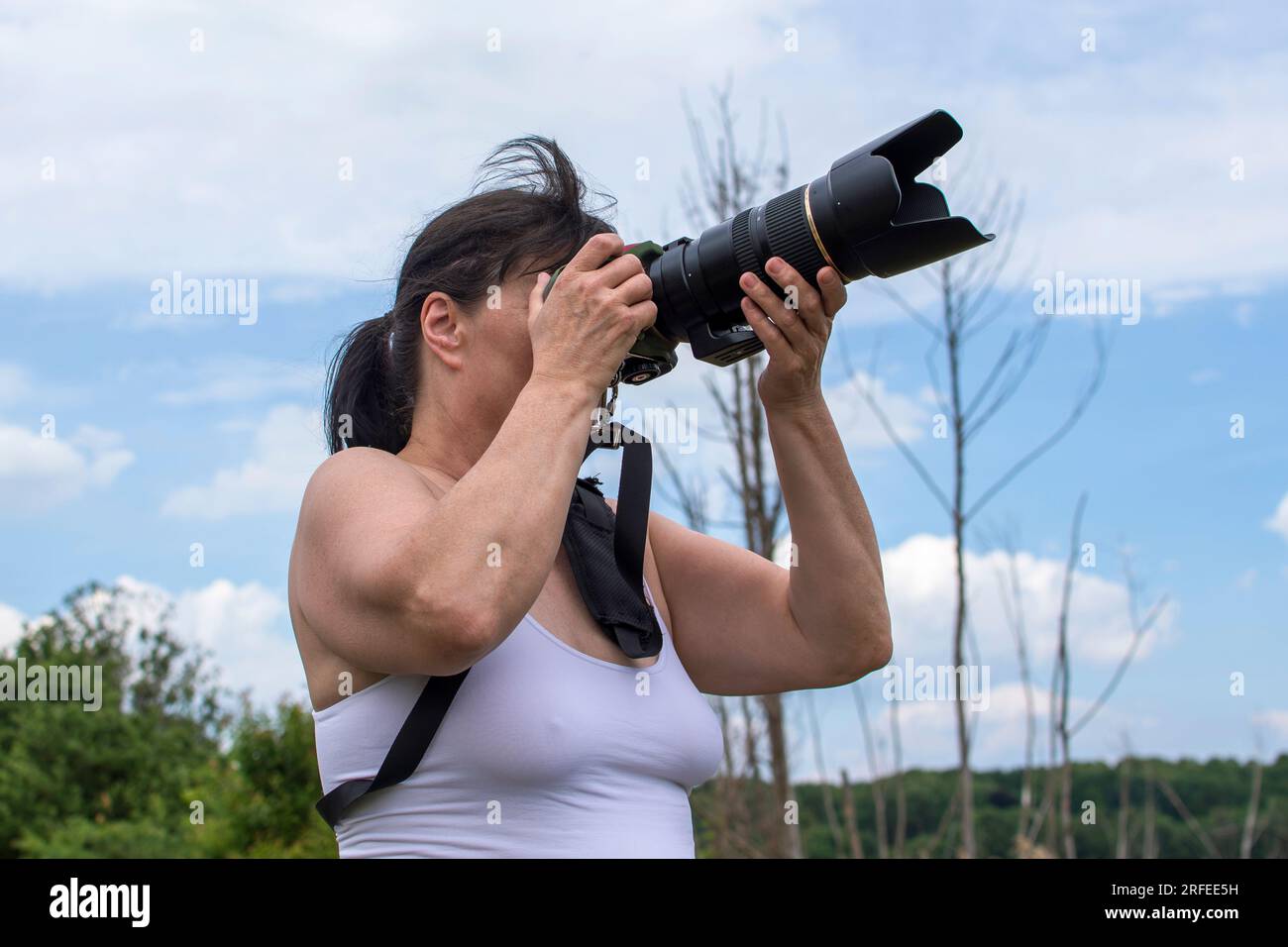 Female photographer photographic camera hi-res stock photography and ...