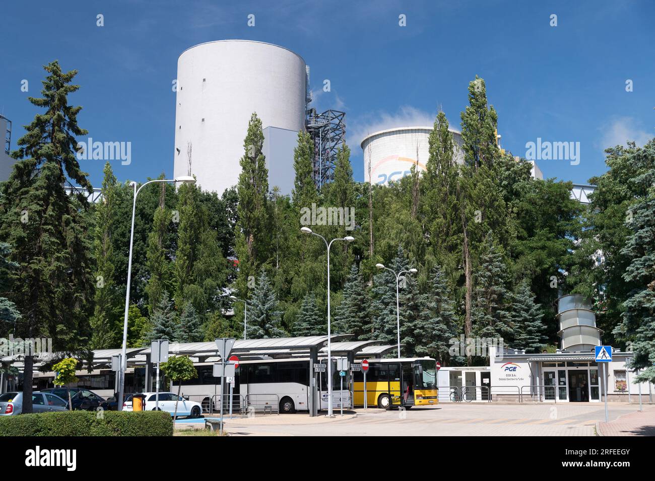Coal-fired Turow Power Station in Bogatynia, Poland © Wojciech Strozyk ...