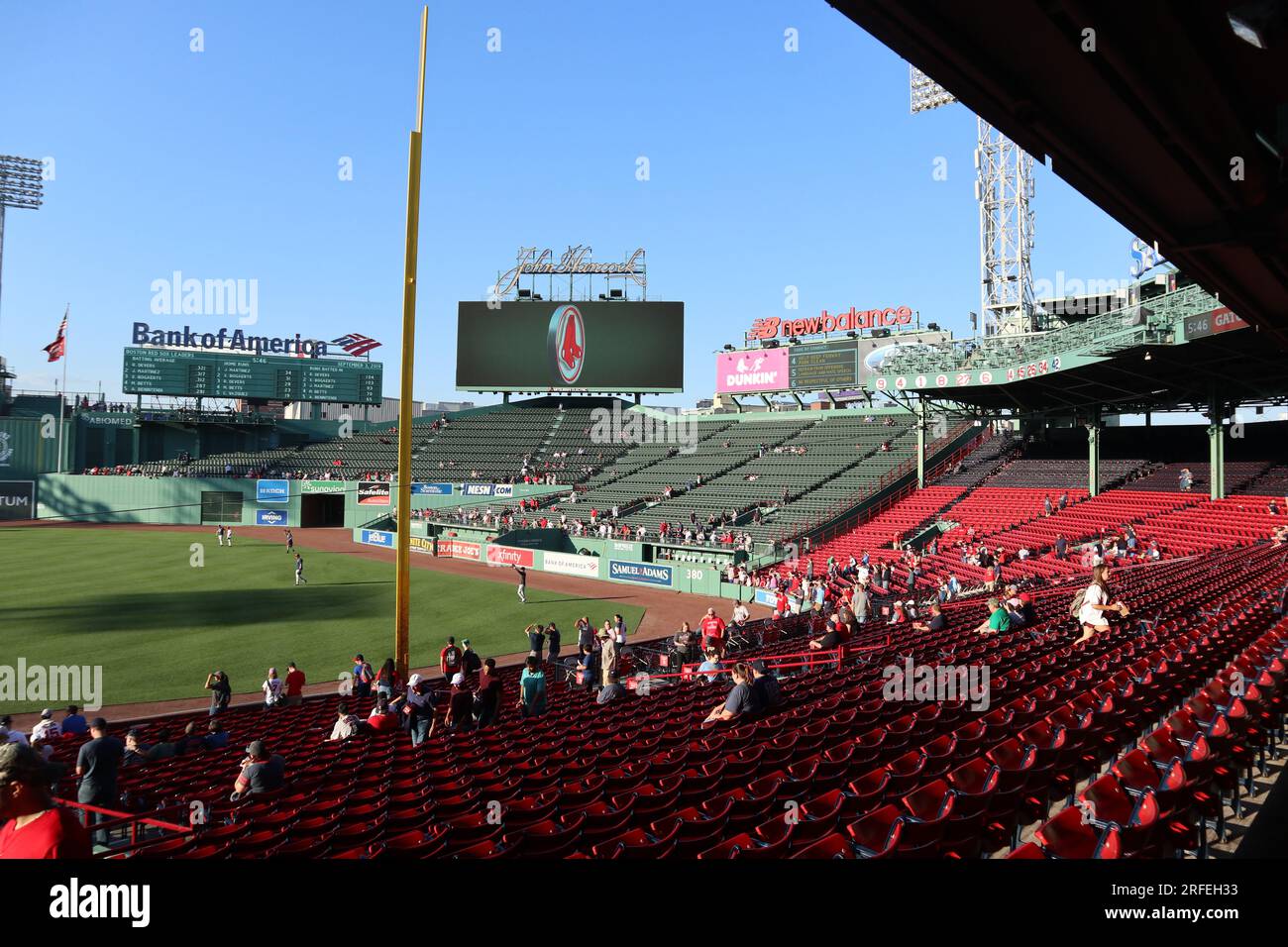 Fenway park stadion hi-res stock photography and images - Alamy