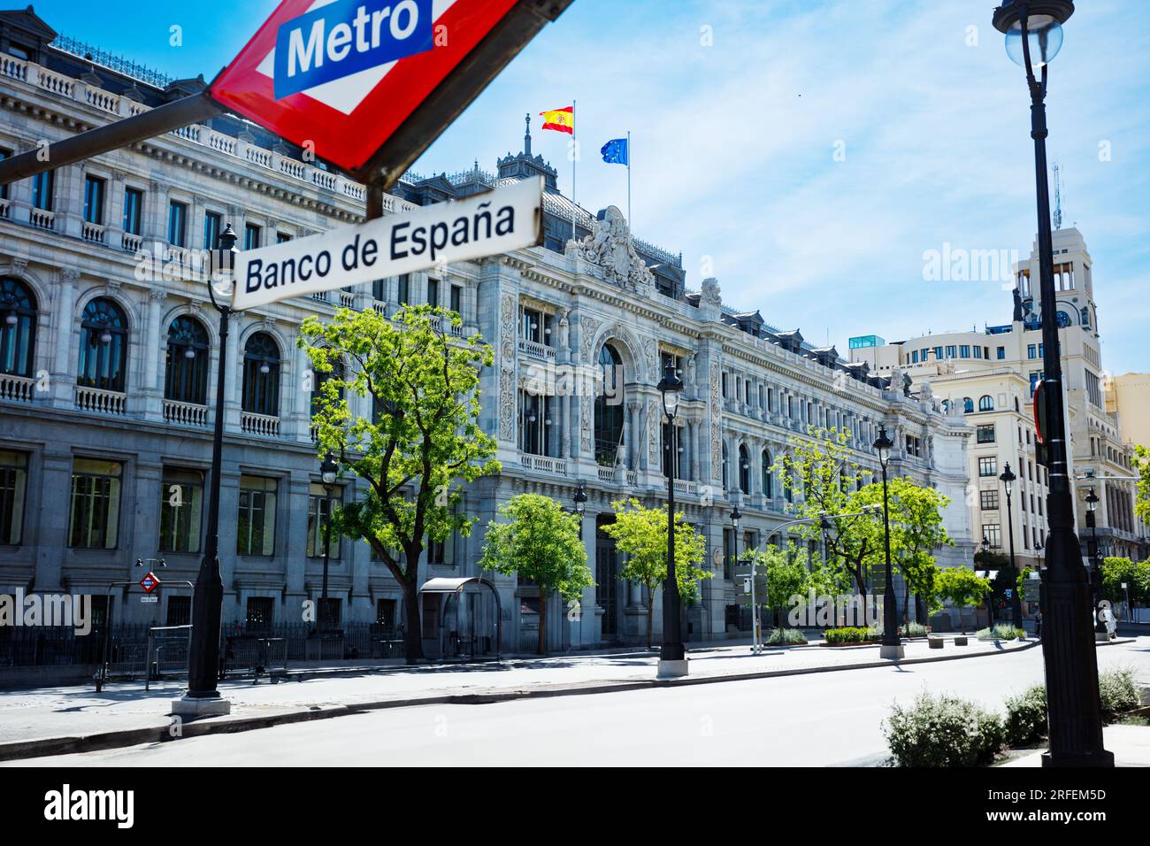 Banco de españa metro hi-res stock photography and images - Alamy