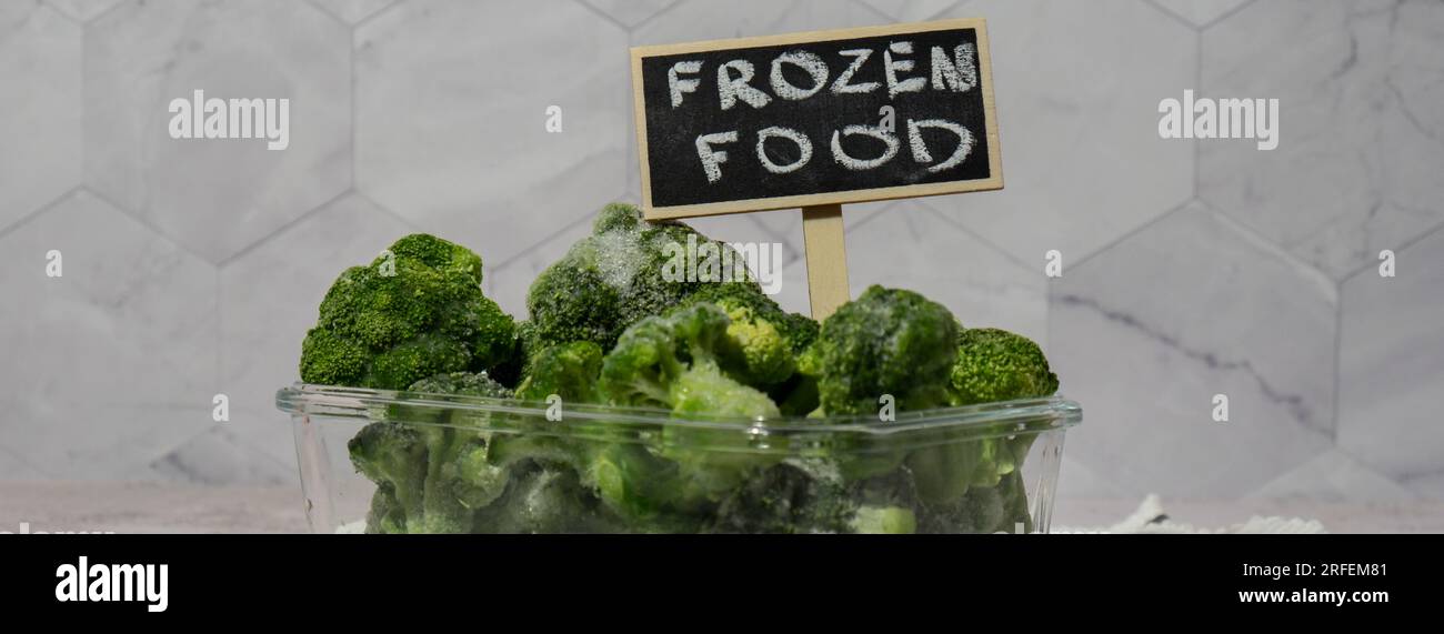 Food label frozen vegetables hi-res stock photography and images - Alamy