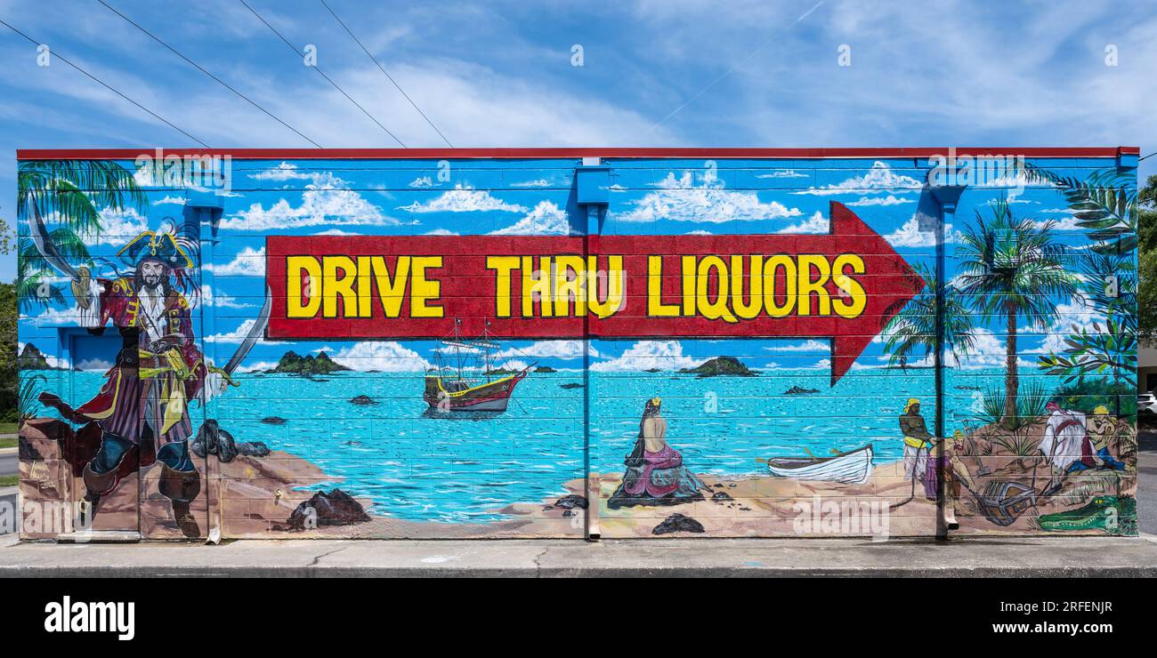Five Points Package Store mural, Amelia Island, Florida Stock Photo - Alamy