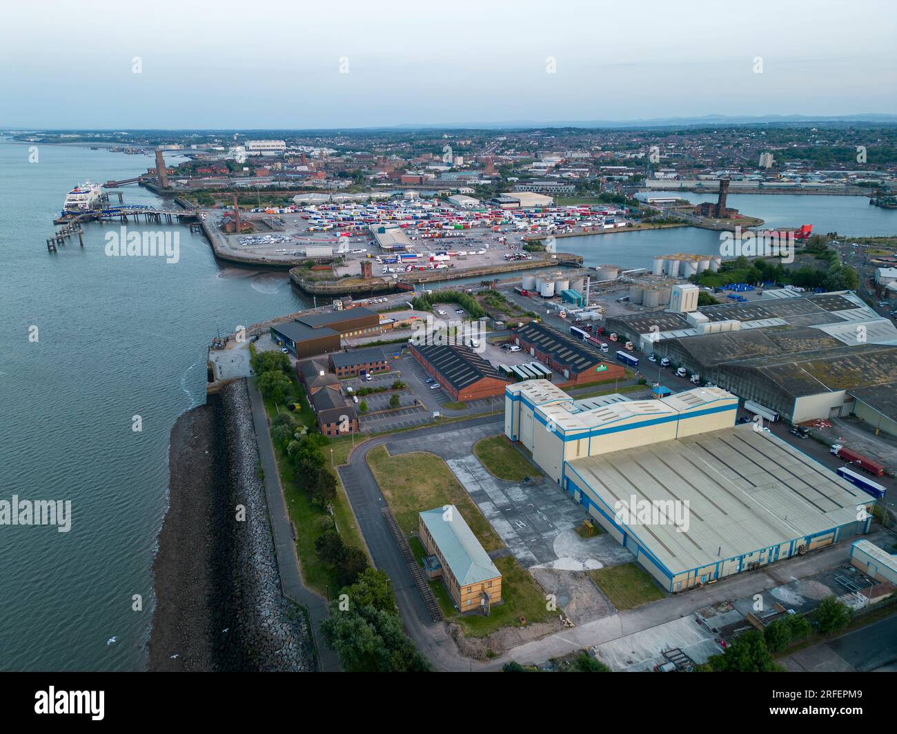 Birkenhead hi-res stock photography and images - Alamy