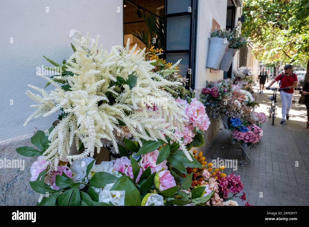 Flower shop spain hi-res stock photography and images - Alamy