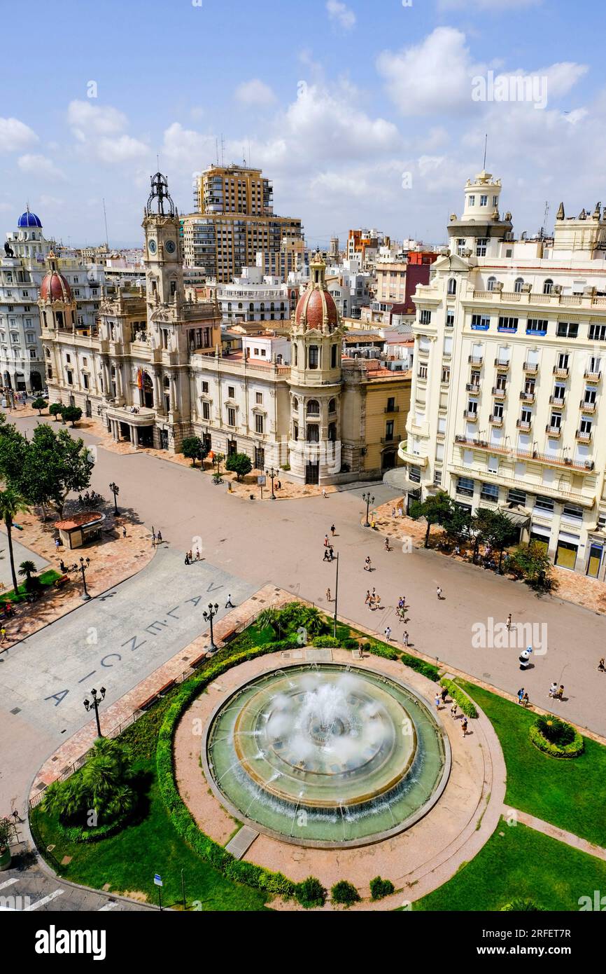 Spain, Valencia, Town Hall Square (Plaza del Ayuntamiento), town hall ...