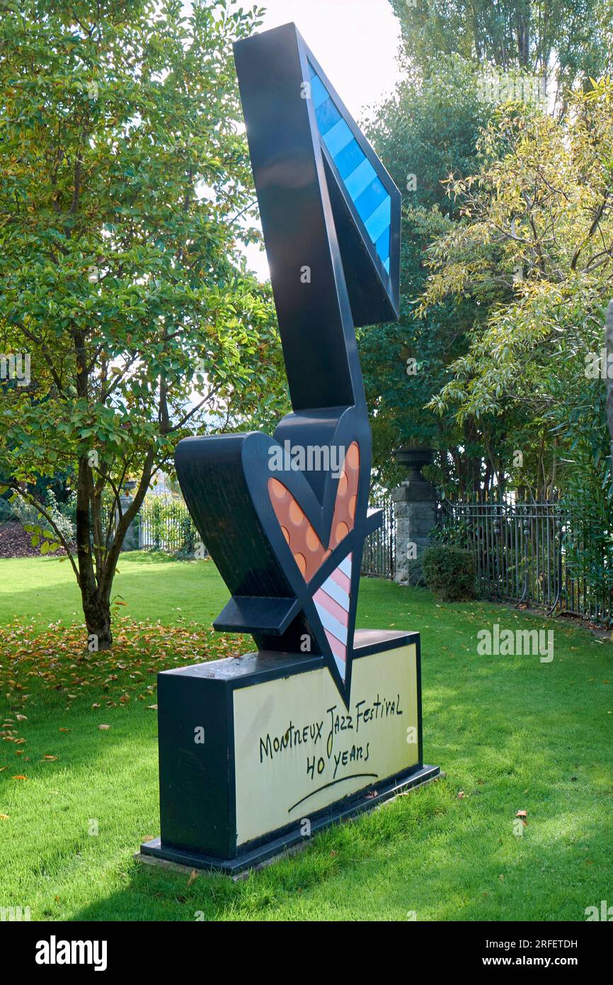 Switzerland, Canton of Vaud, Montreux, the quays on the shores of Lake ...