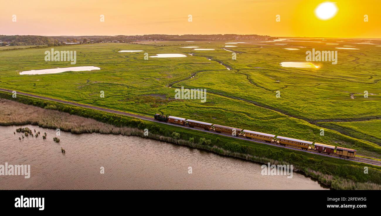 France, Somme, Baie de Somme, Noyelles-sur-mer, The little train of the ...