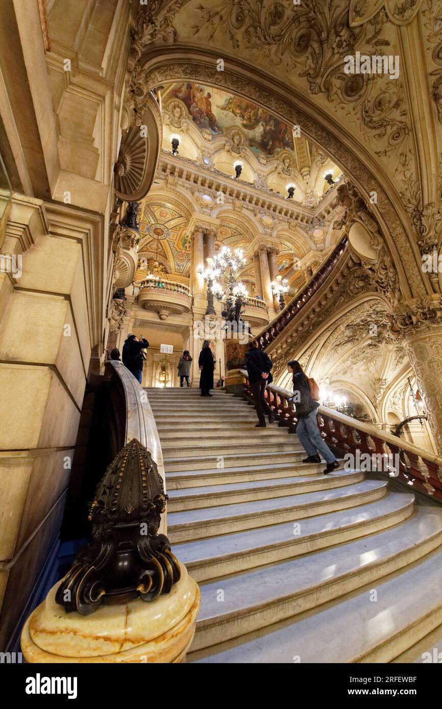 Garnier opera house staircase theatre hi-res stock photography and ...