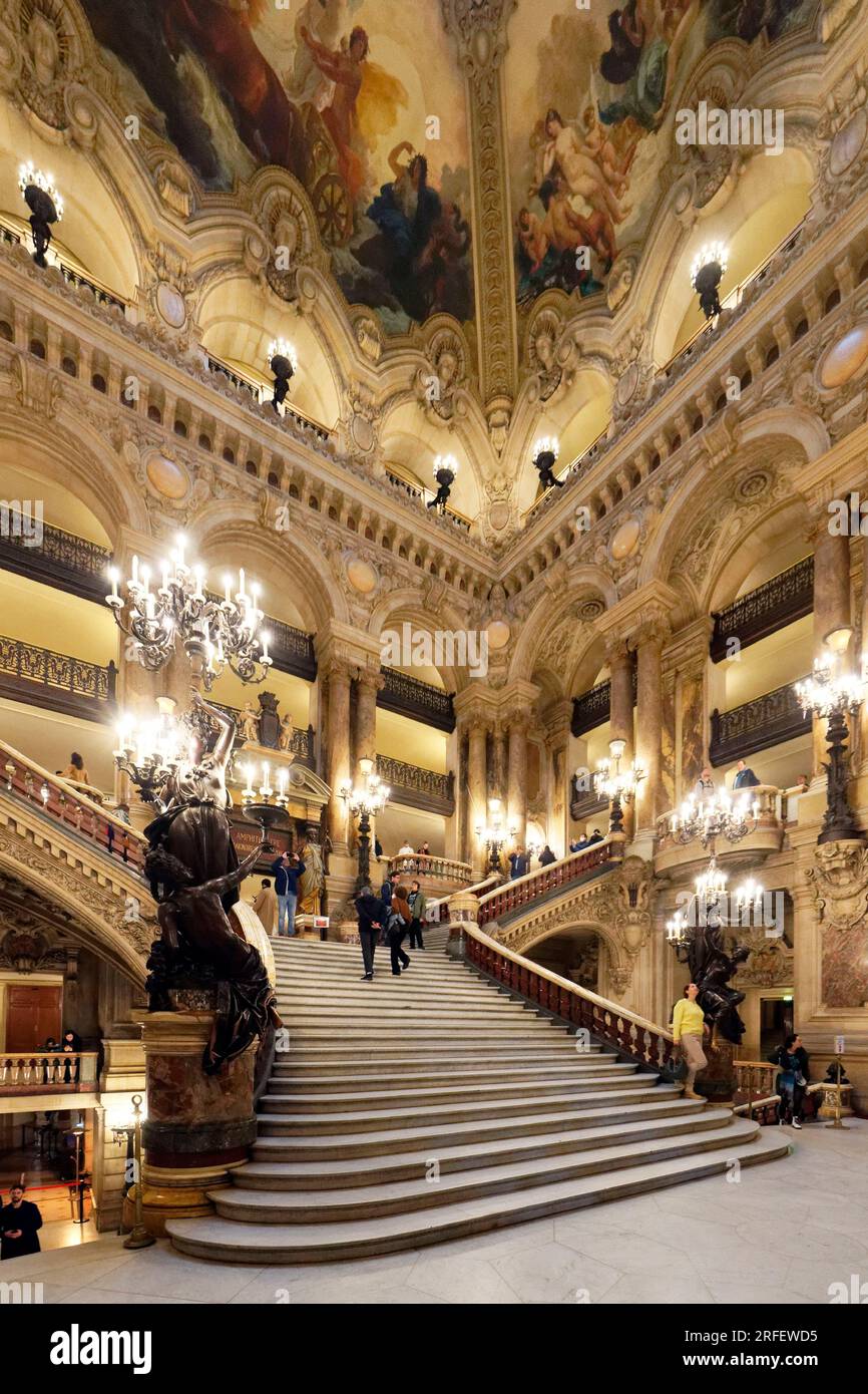 France, Paris, the Garnier Opera house, the Grand Staircase Stock Photo ...