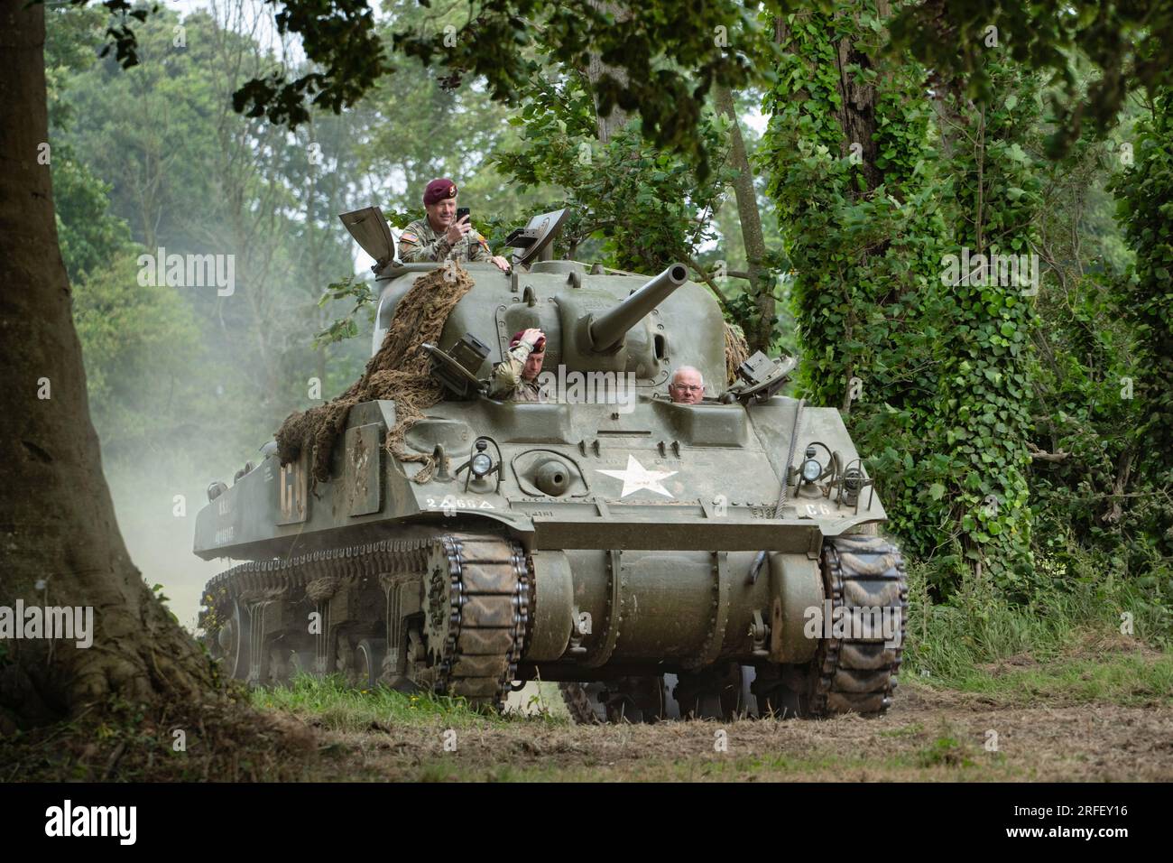 Normandy landings sherman tank hi-res stock photography and images - Alamy