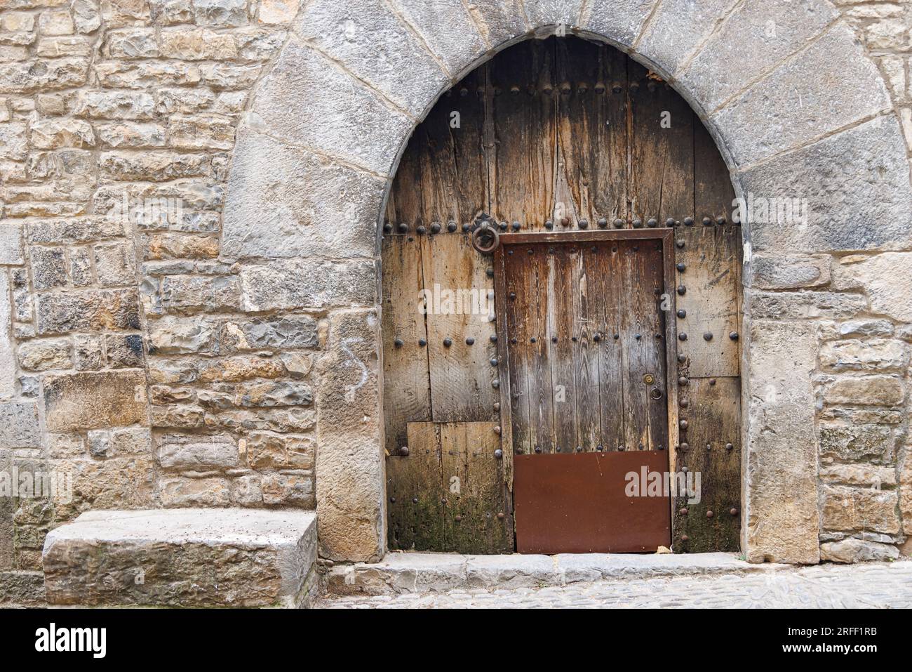 Aragon door hi-res stock photography and images - Alamy