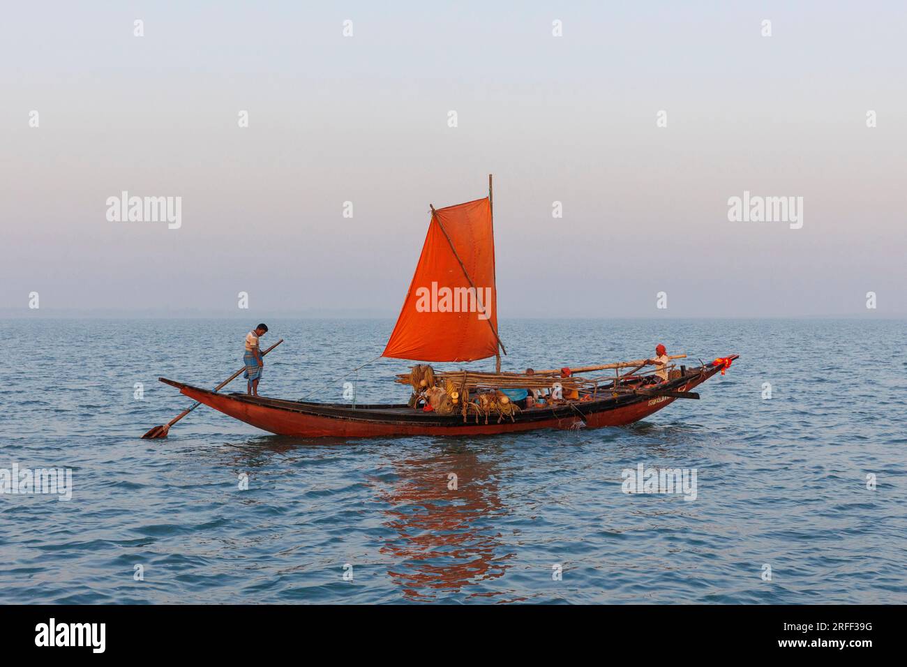 Local fishing boat on a Sunderbans inlet, Sunderbans, Ganges Delta, Bay ...