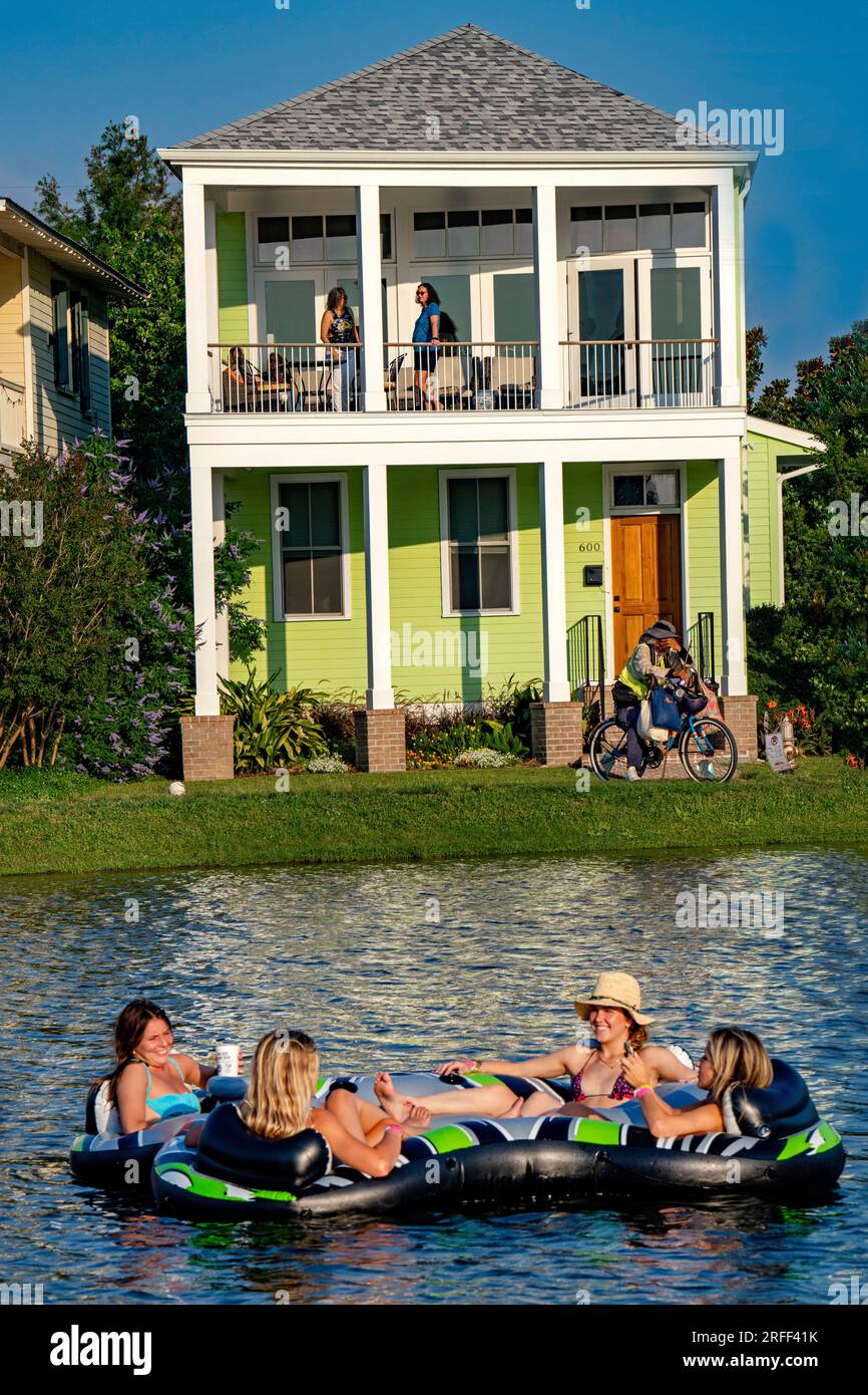 Boogaloo hi-res stock photography and images - Alamy