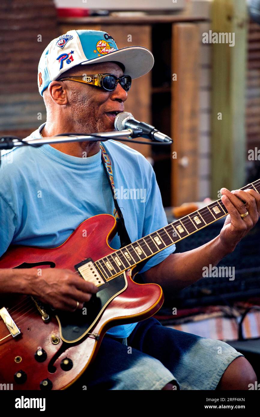 Hambone gallery hi-res stock photography and images - Alamy