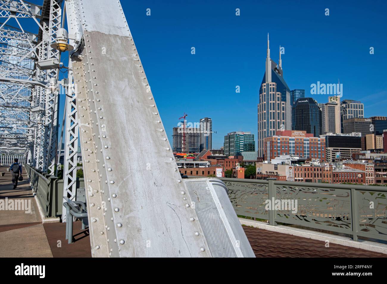 John seigenthaler pedestrian bridge hi-res stock photography and images ...