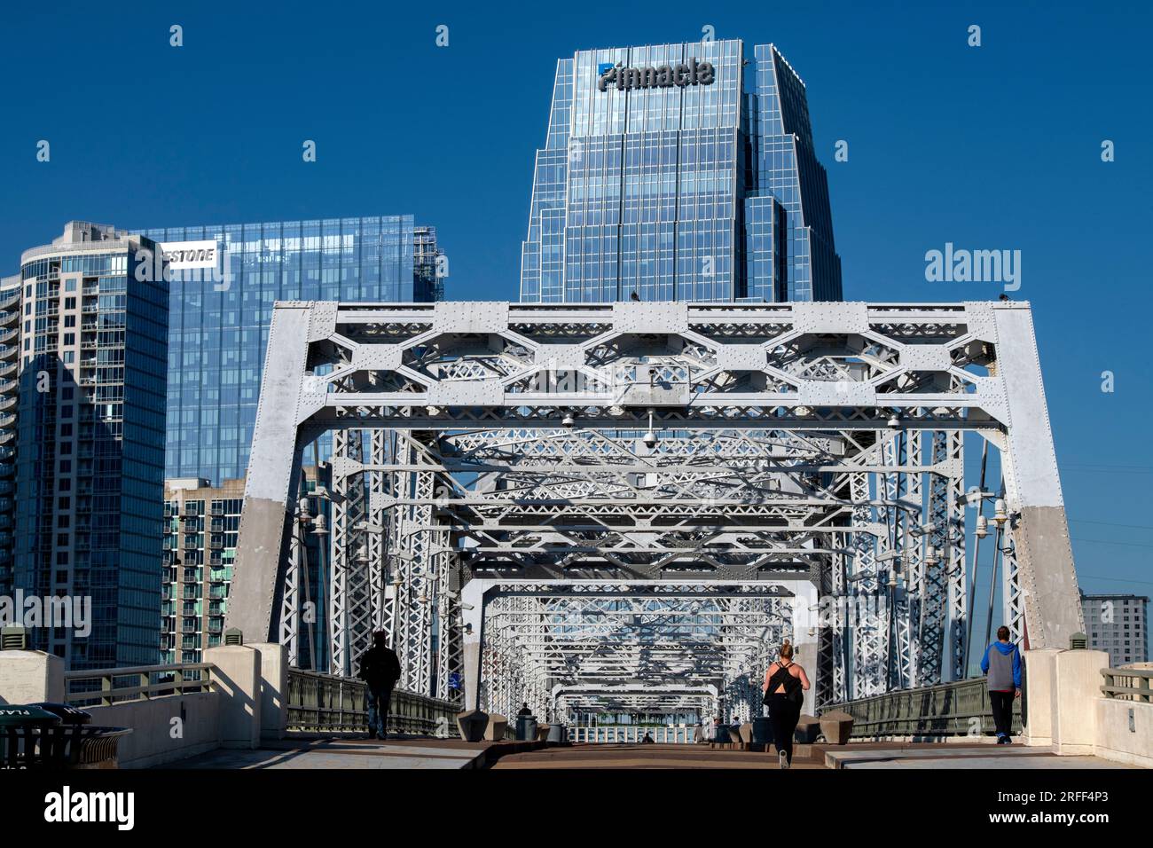 John seigenthaler pedestrian bridge hi-res stock photography and images ...
