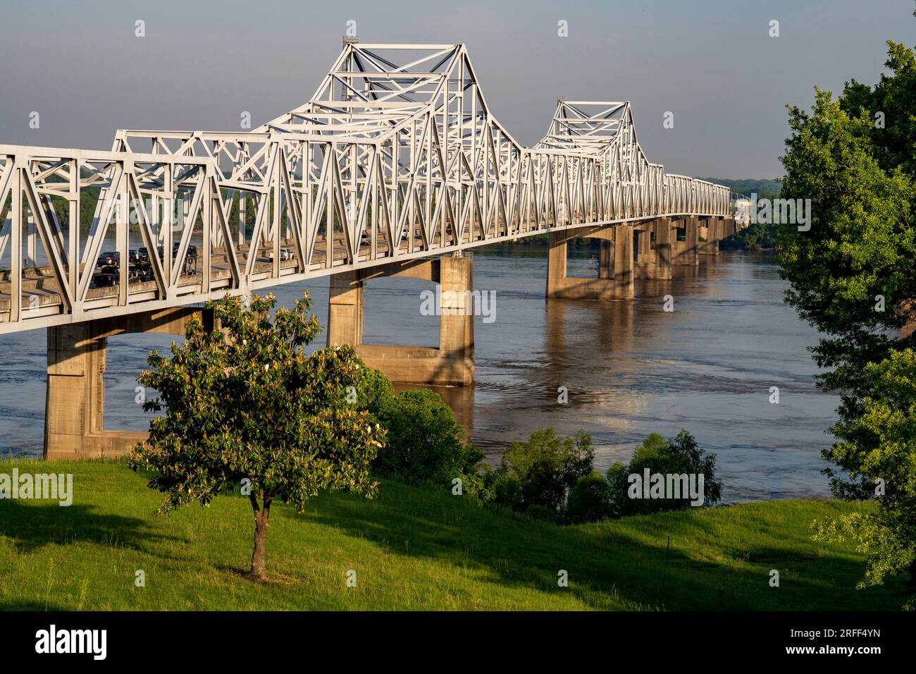 United States, Mississippi, Vicksburg, the Mississippi River Bridge ...