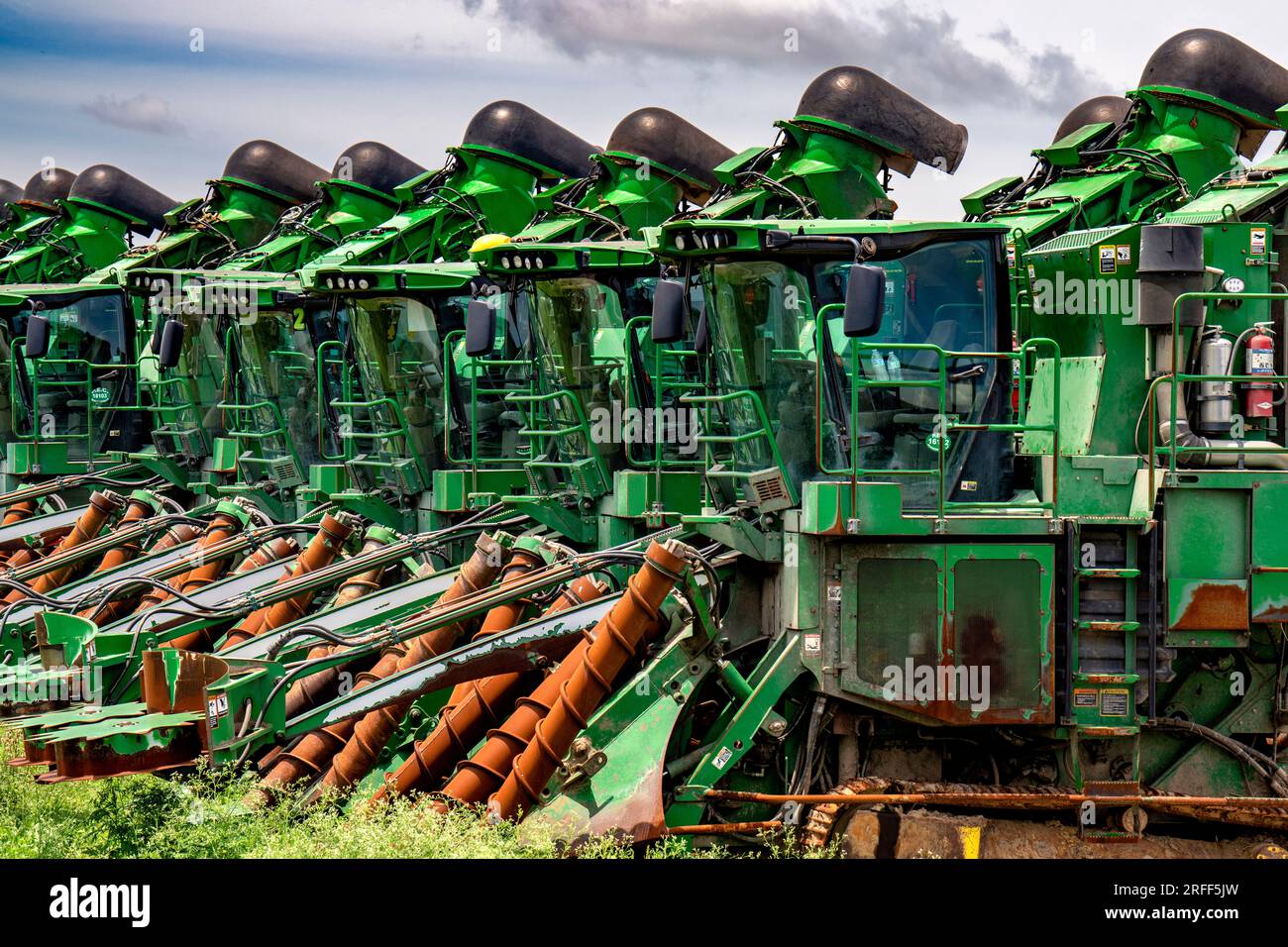 Machinery types hi-res stock photography and images - Alamy