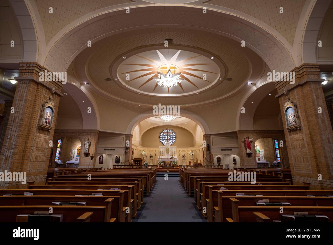 Saint bernard catholic church hi-res stock photography and images - Alamy