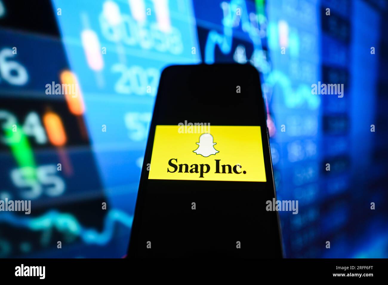 Snap inc logo hi-res stock photography and images - Alamy