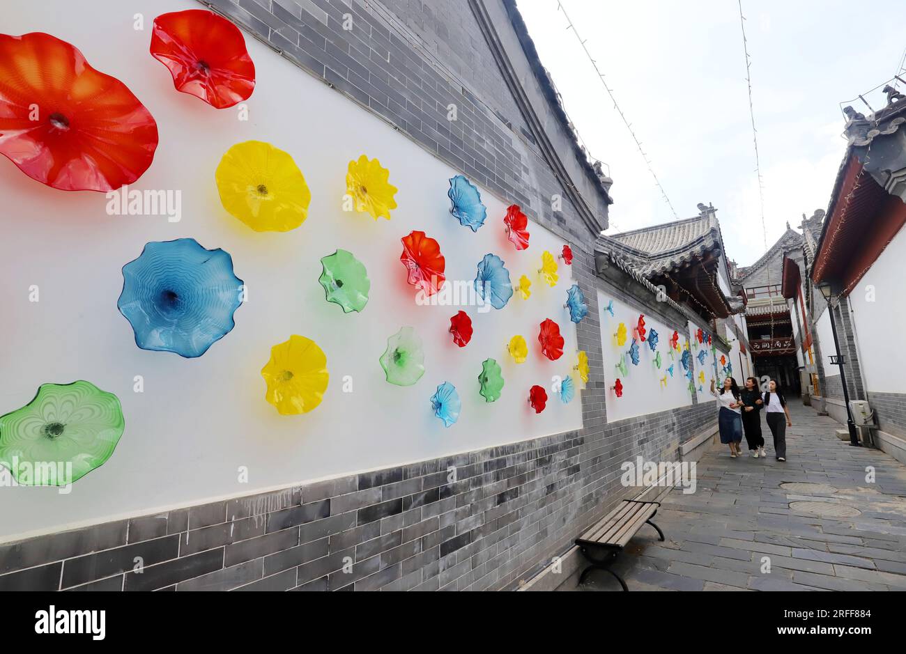 40 meter long hi-res stock photography and images - Alamy