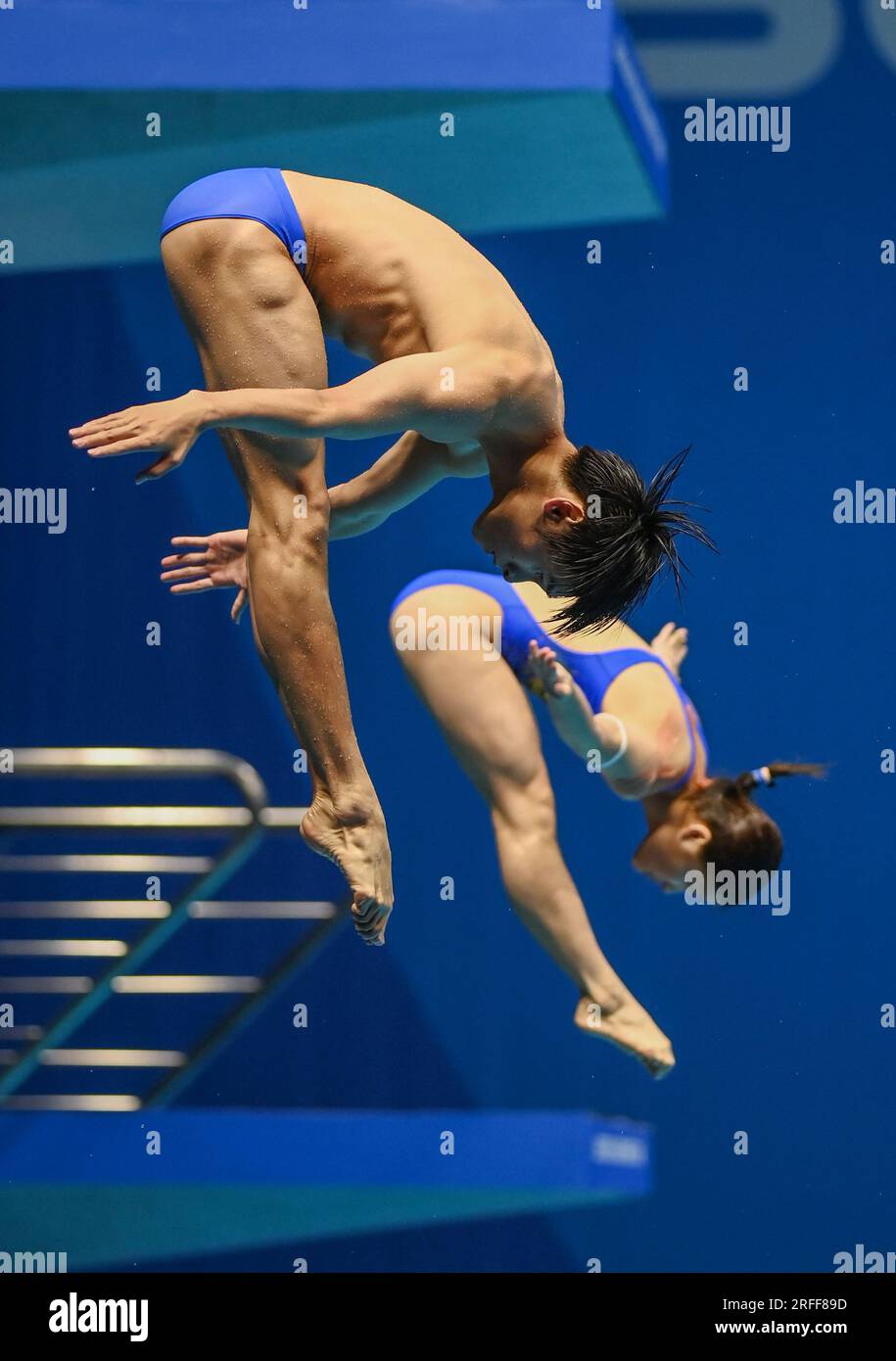 Chengdu, China's Sichuan Province. 3rd Aug, 2023. Wang Weiying (Rear ...