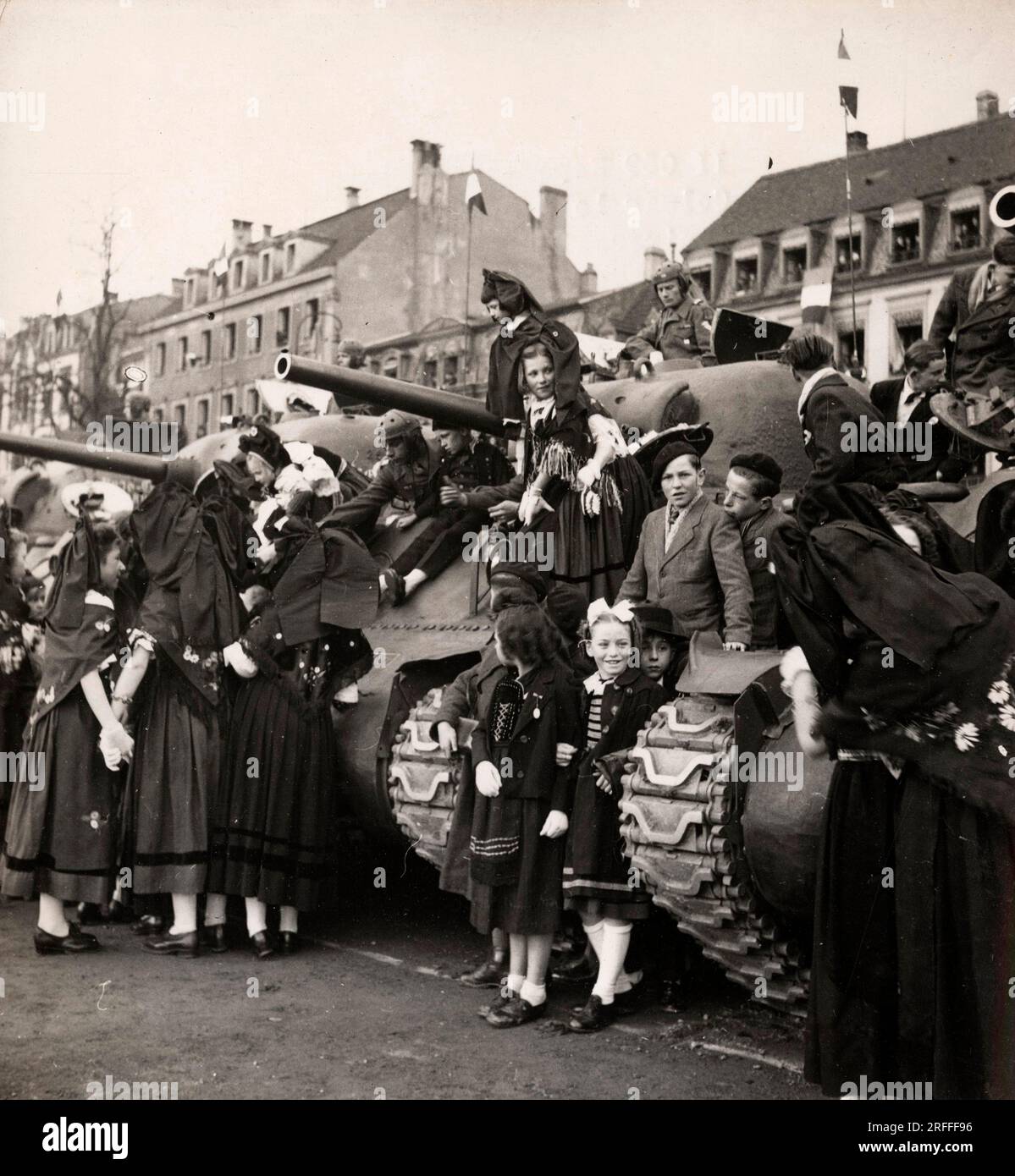 Anniversaire de la liberation de Colmar et inauguration de la statue du ...