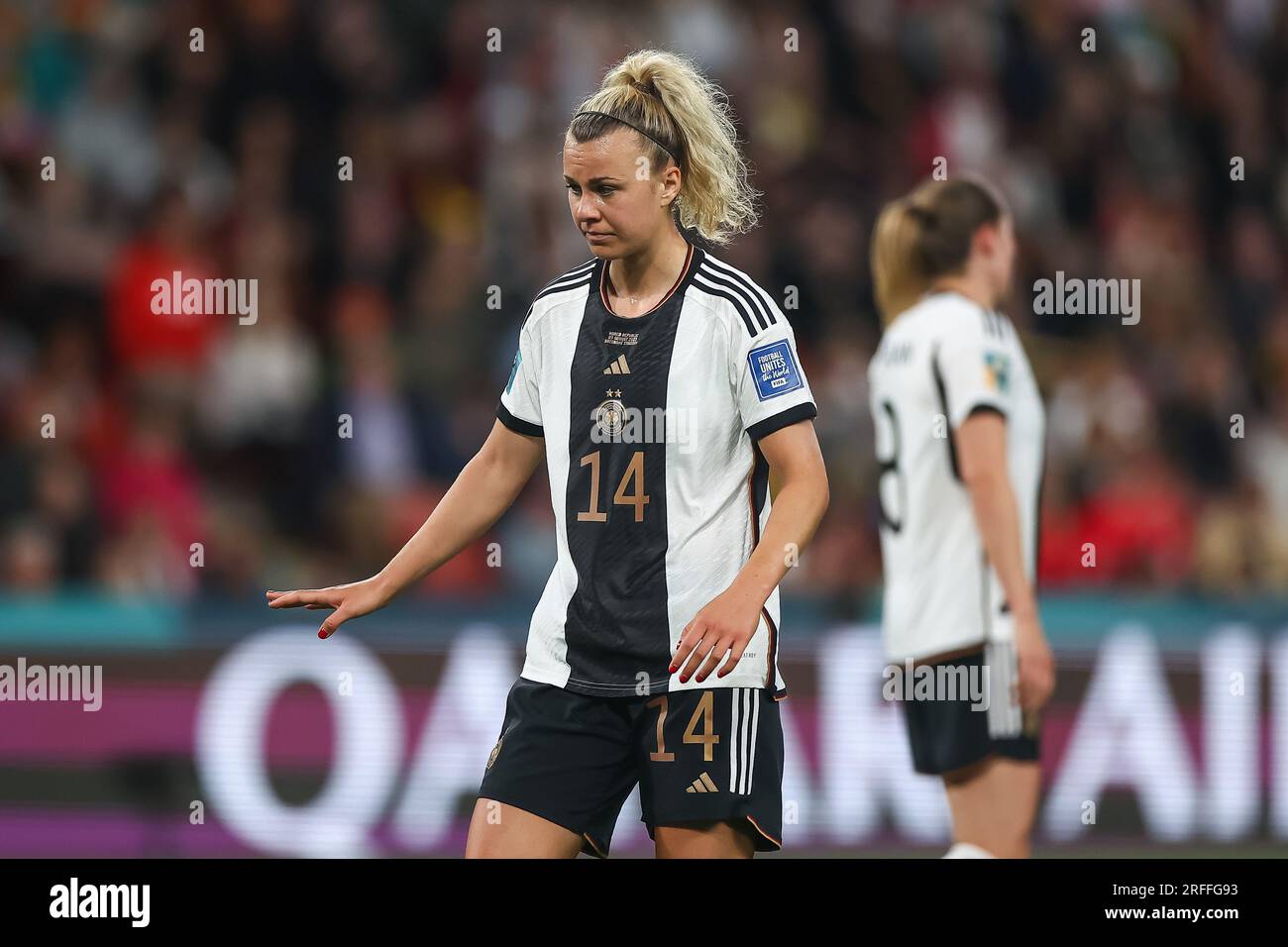 England vs germany women hi-res stock photography and images - Alamy