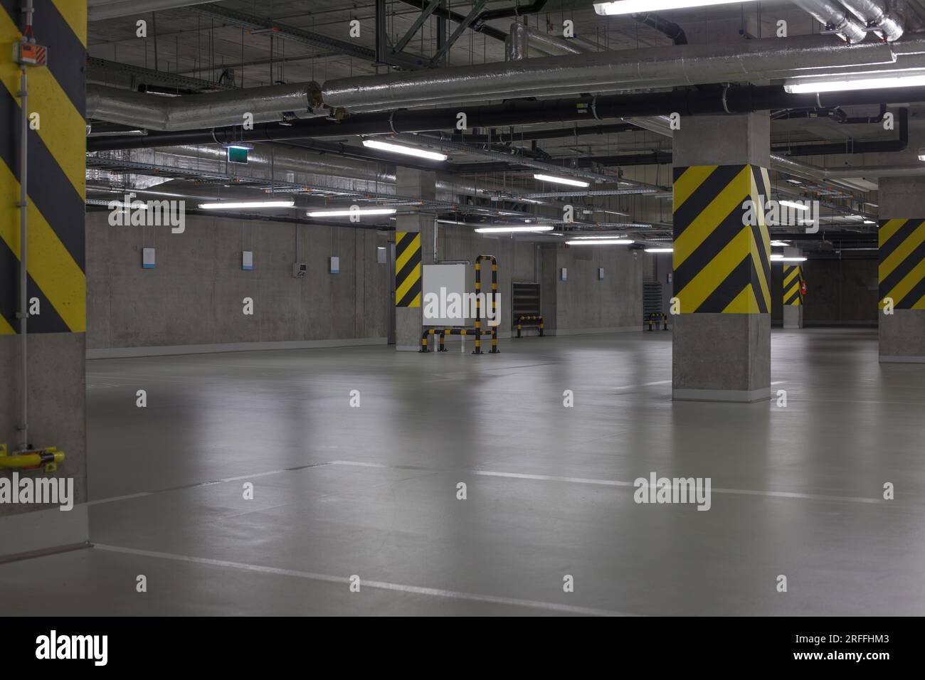 Modern parking garage ceiling hi-res stock photography and images - Alamy