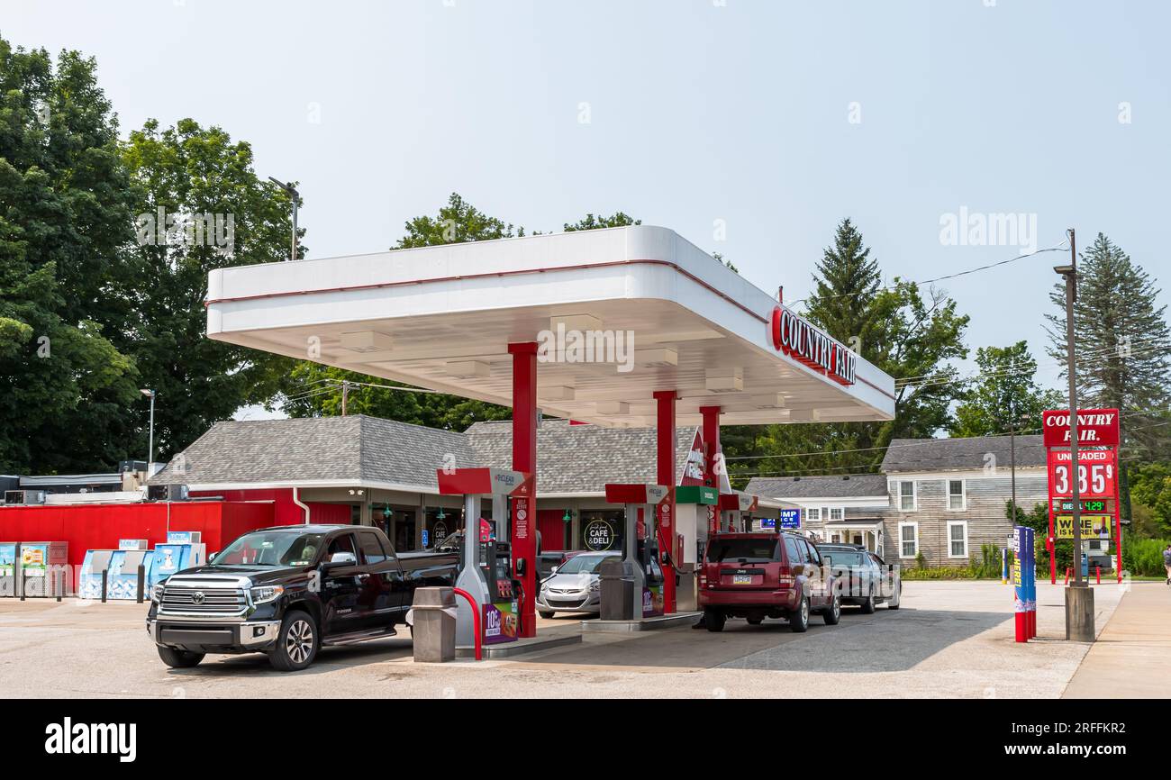 A Country Fair gas station and convenience store on High Street in ...