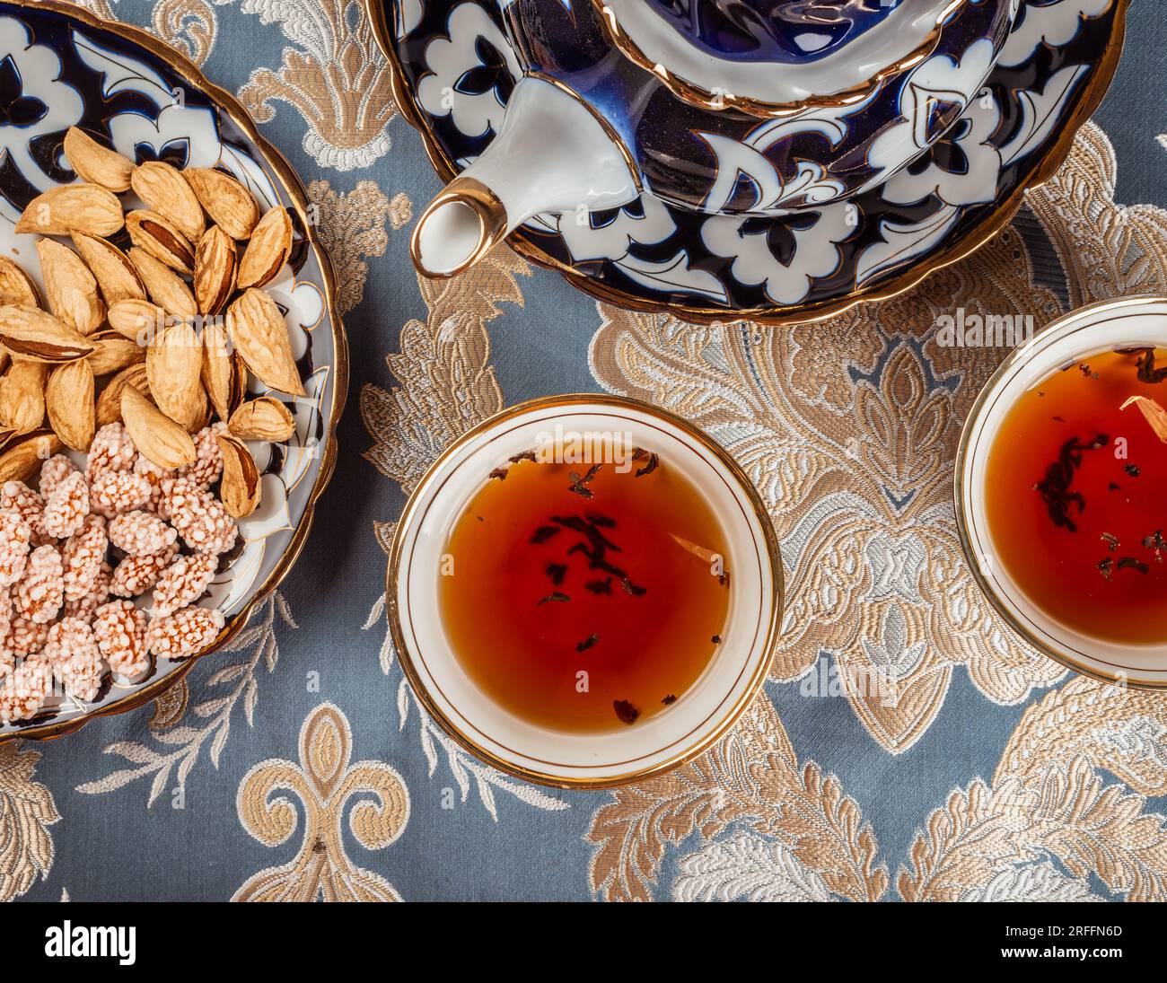 Uzbek nuts hi-res stock photography and images - Alamy