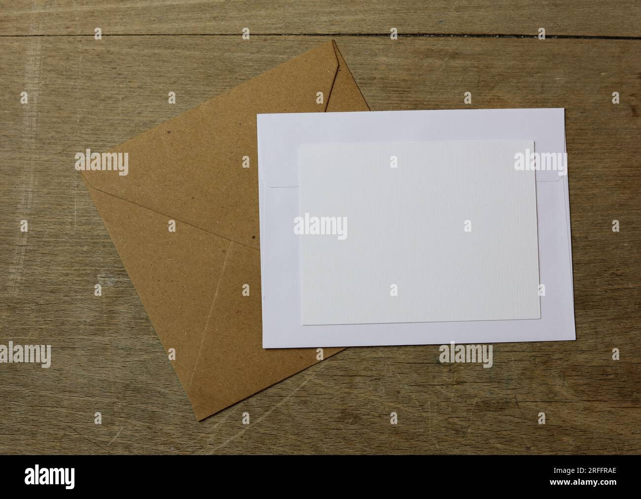 Empty envelope hi-res stock photography and images - Alamy