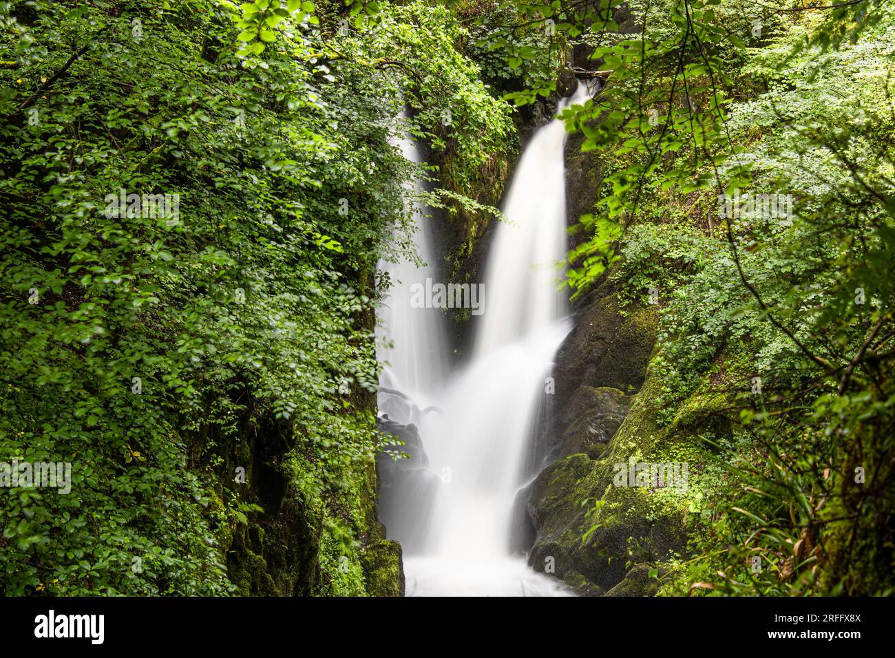 Waterfall lake district hi-res stock photography and images - Alamy