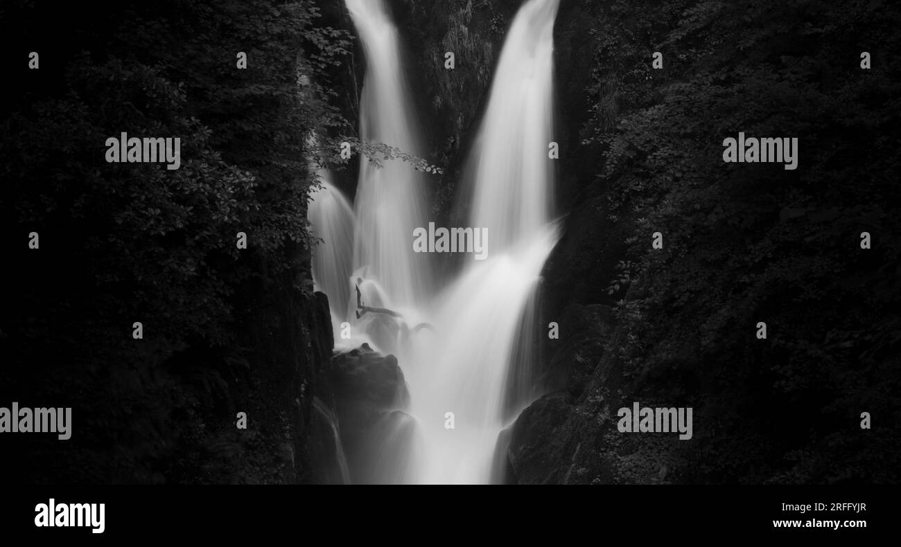 Waterfall in black & white Stock Photo - Alamy