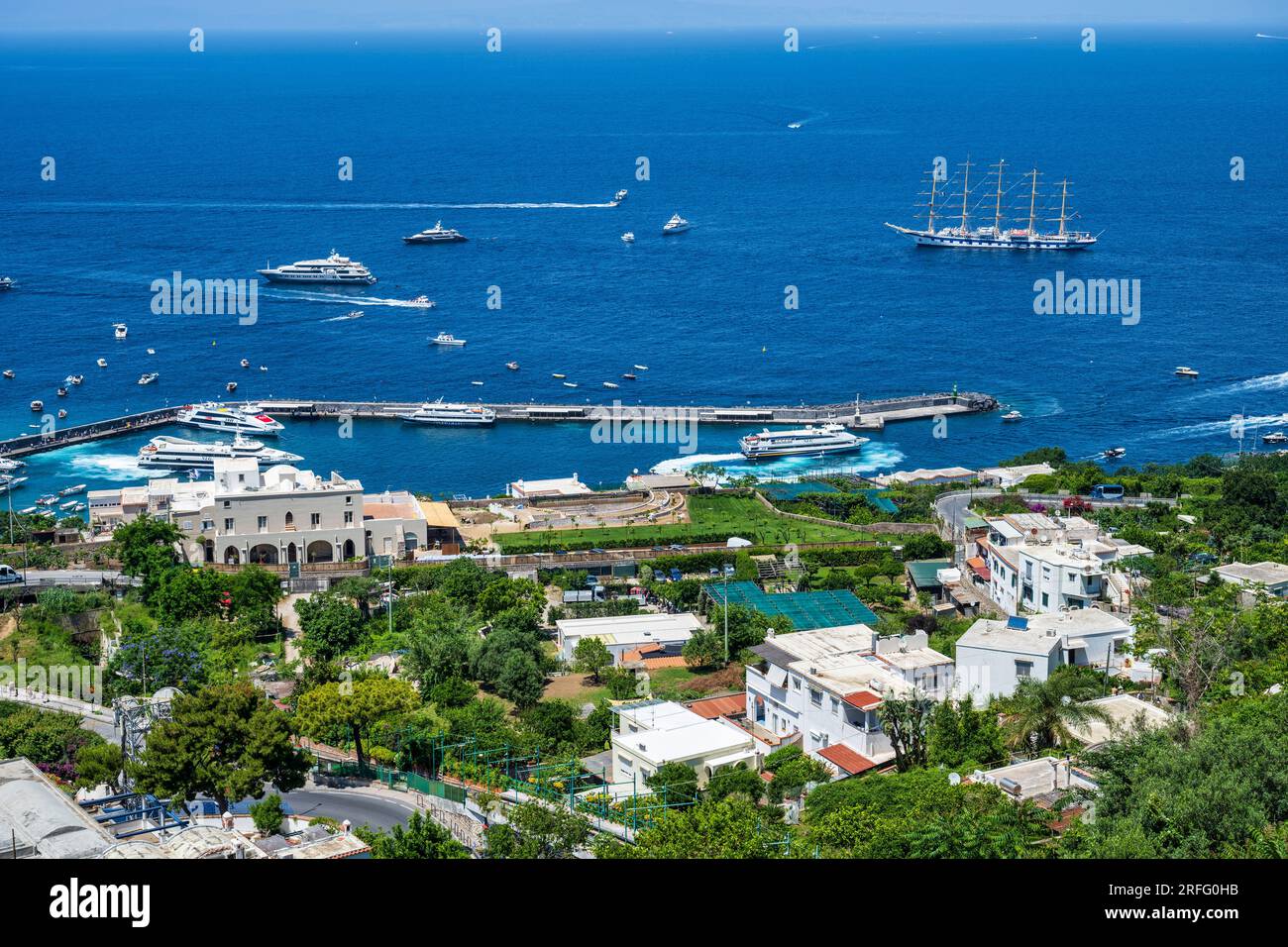 Italy isle of capri hi-res stock photography and images - Alamy