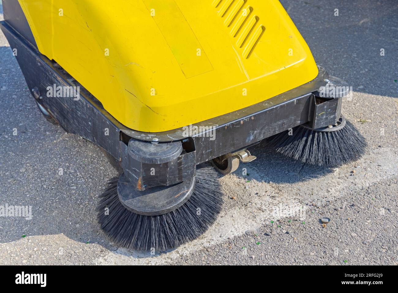 Remove sweeper hi-res stock photography and images - Alamy