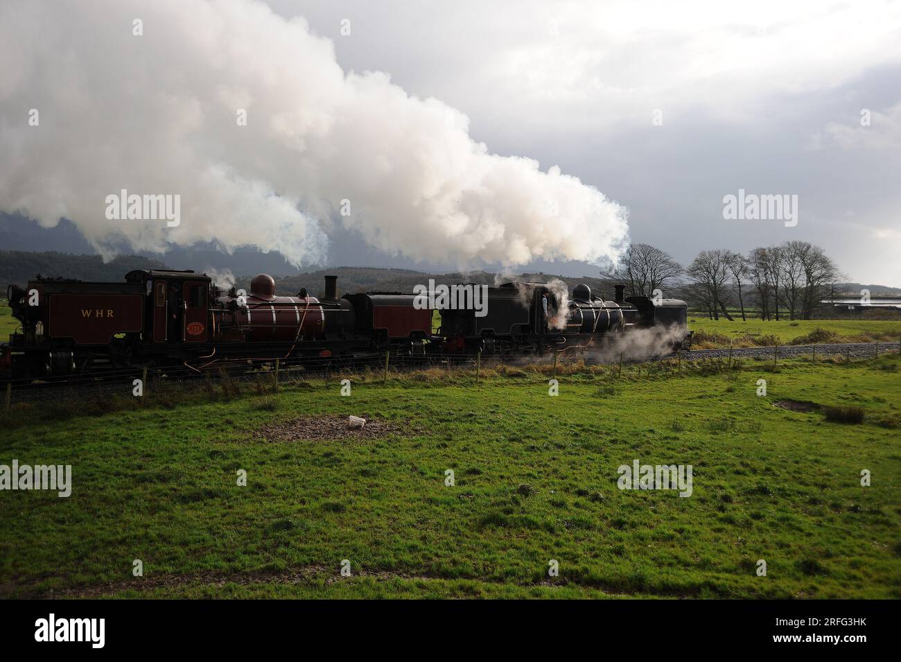 "87" and "138" double heading near Pont Croesor Stock Photo - Alamy