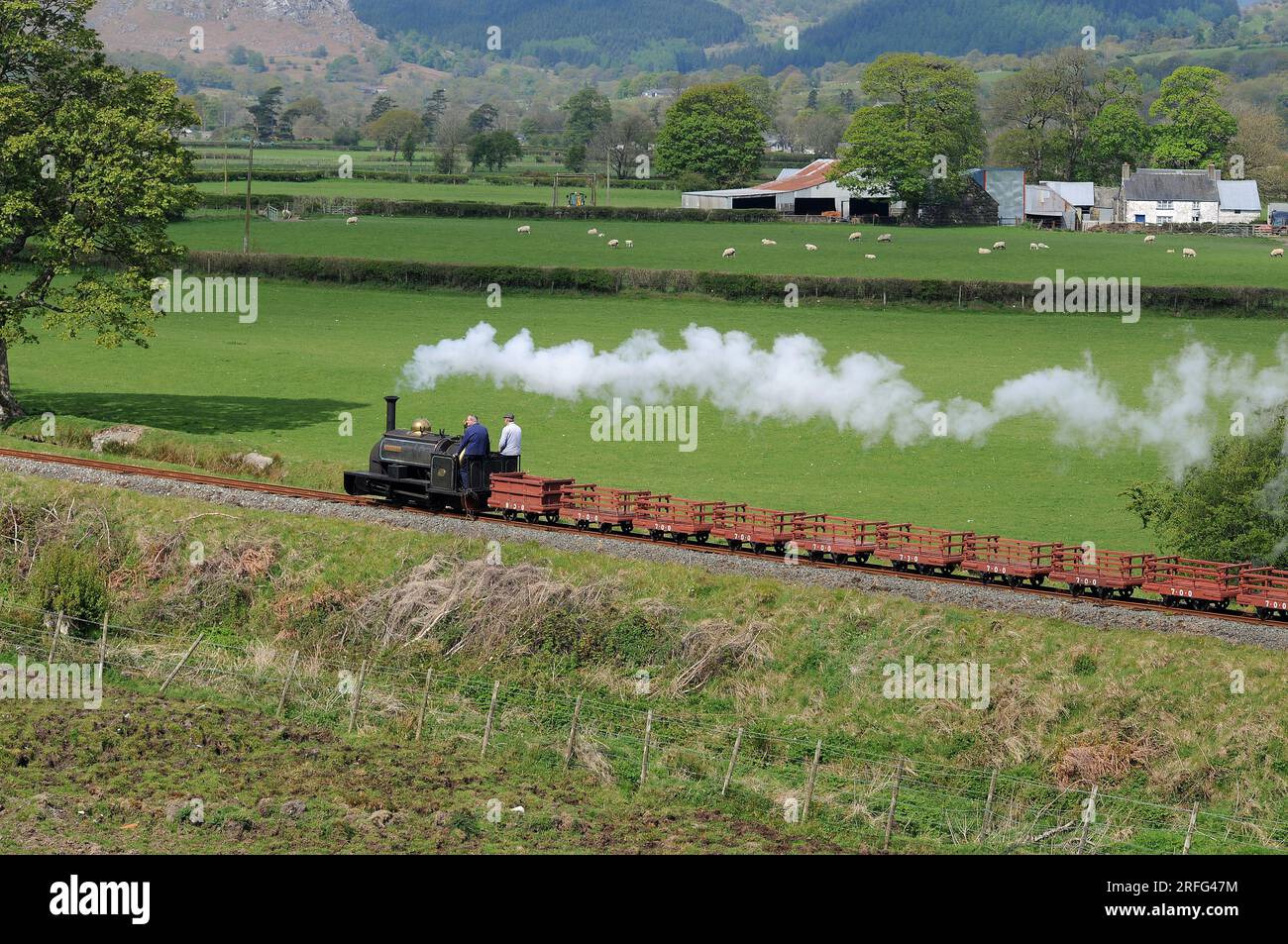 Slate wagons hi-res stock photography and images - Alamy