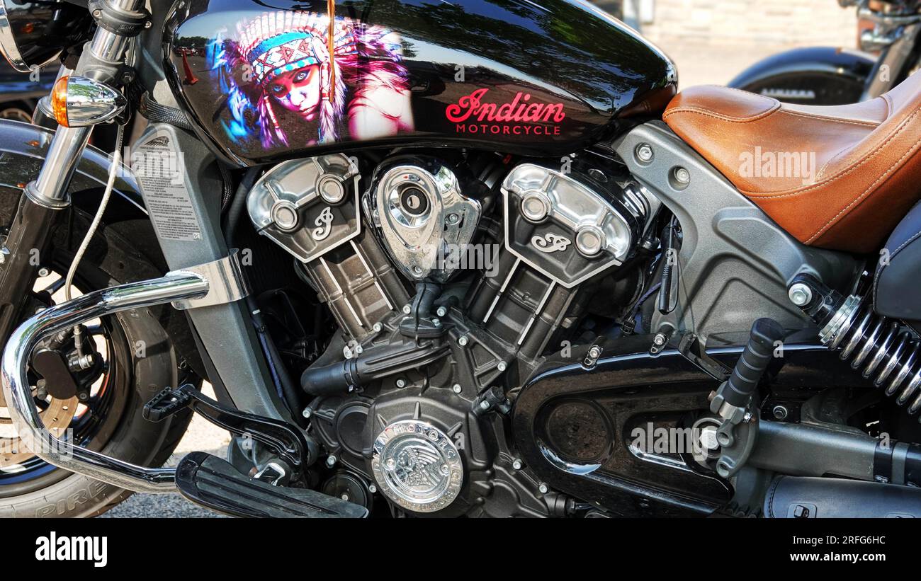 Classic indian motorcycle hi-res stock photography and images - Alamy