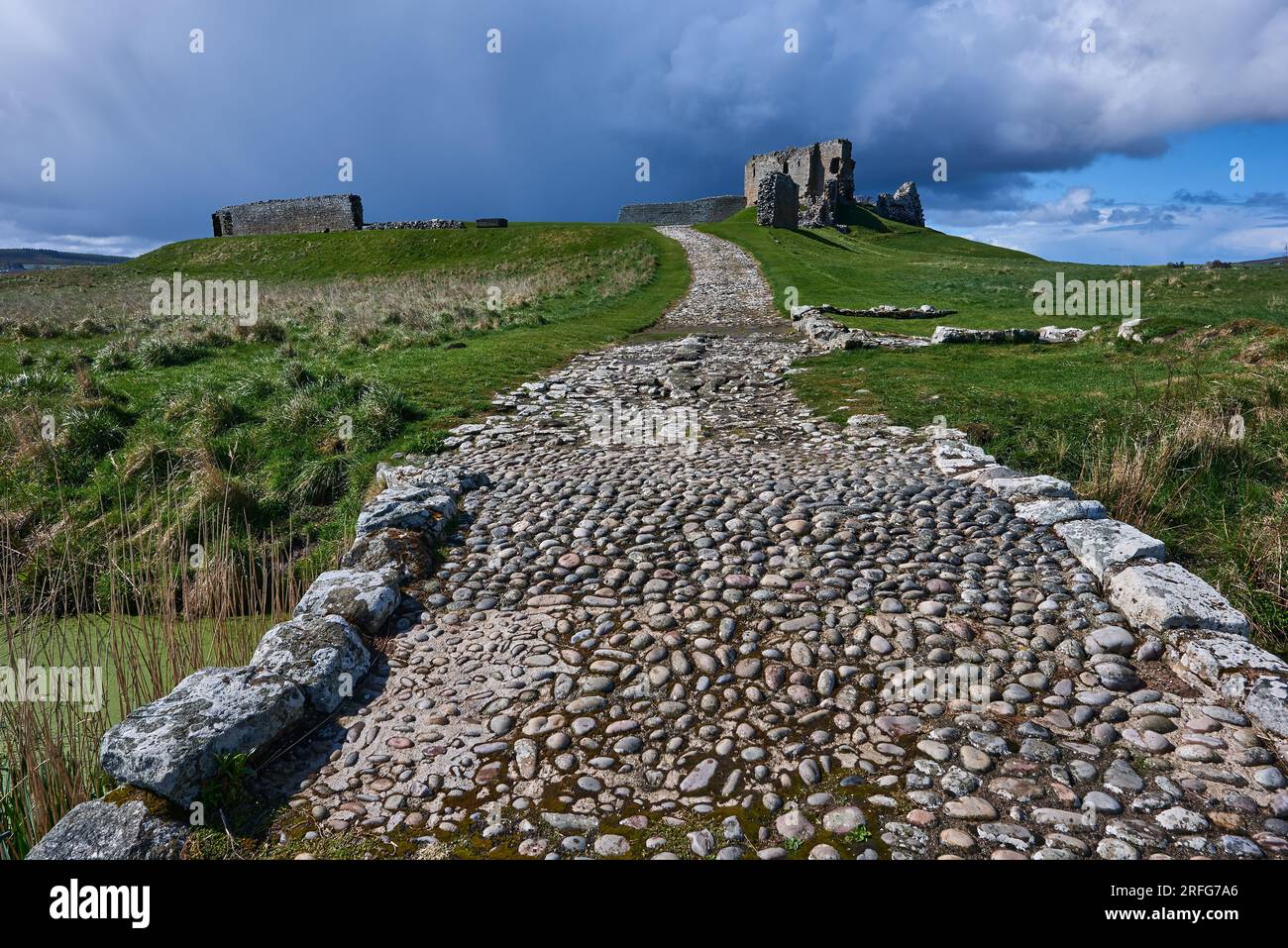 Historic Duffus Castle Stock Photo - Alamy