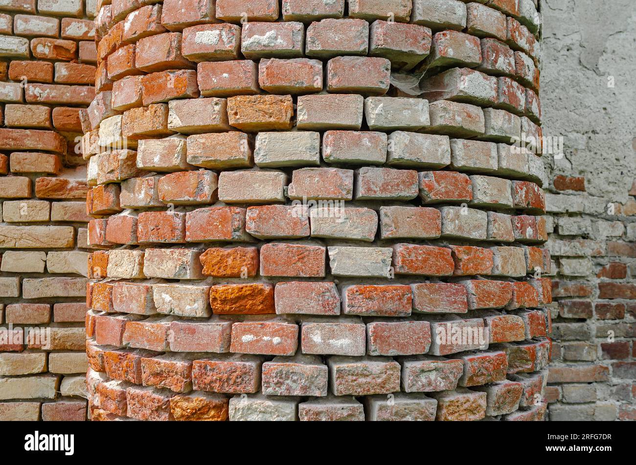 Weathering brickwork hi-res stock photography and images - Alamy