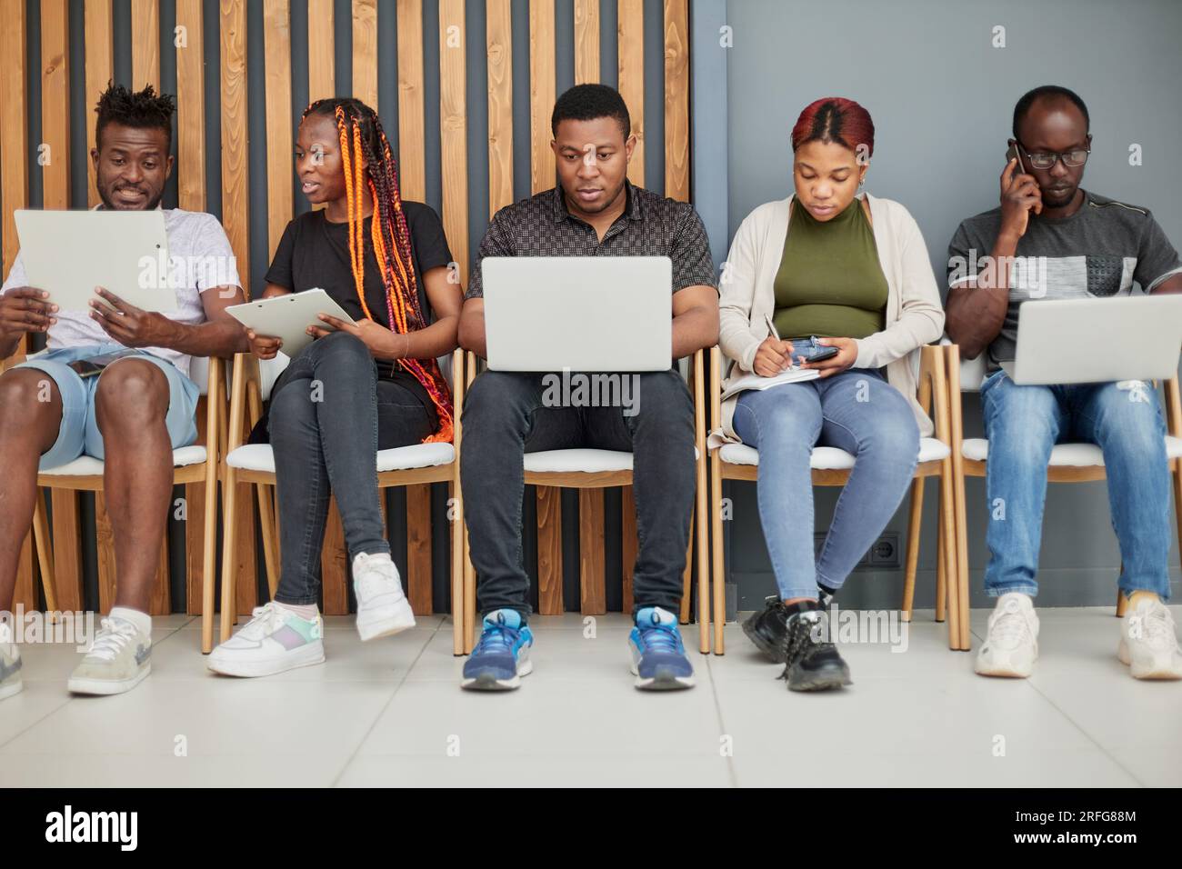 Group of candidates hi-res stock photography and images - Alamy