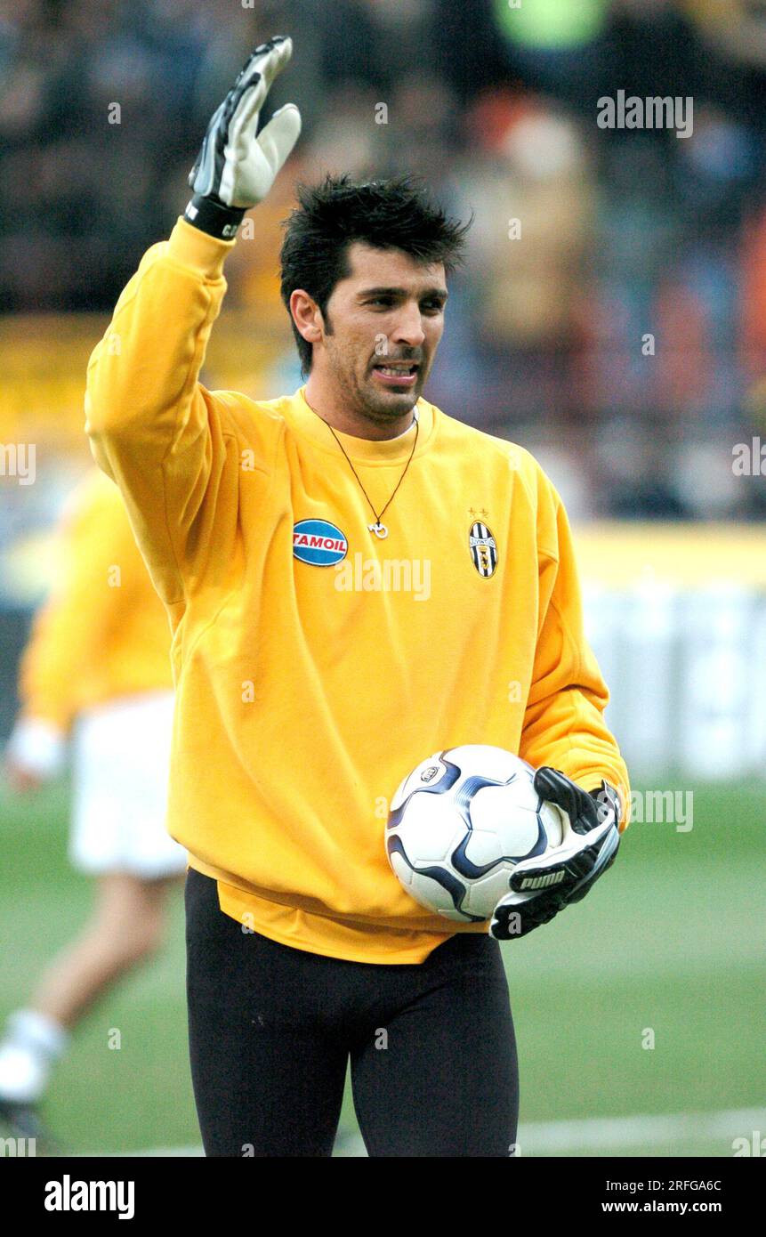Buffon former soccer goalkeeper hi-res stock photography and images - Alamy