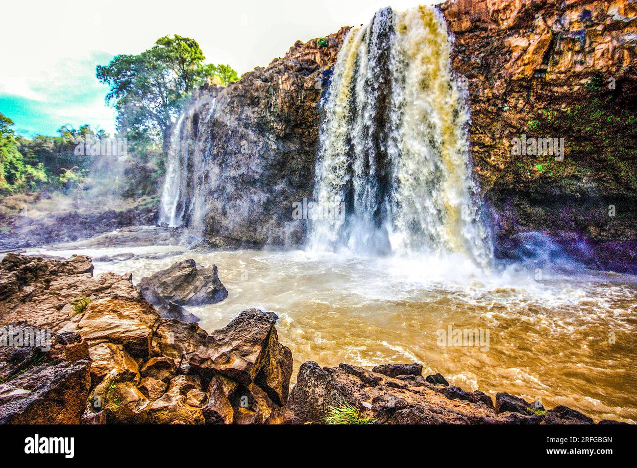 Tissisat blue nile falls hi-res stock photography and images - Alamy