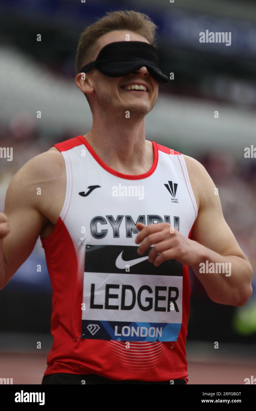 James ledger hi-res stock photography and images - Alamy